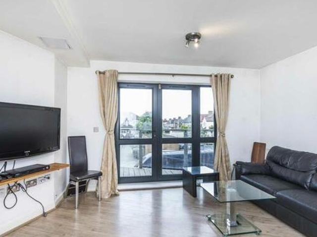 2 Bedroom Apartment For Sale In Ilford