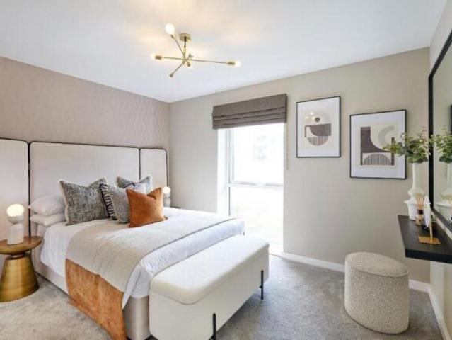 2 bedroom apartment for sale in John Thornycroft Road, Southampton, Hampshire SO19 9XF, SO19