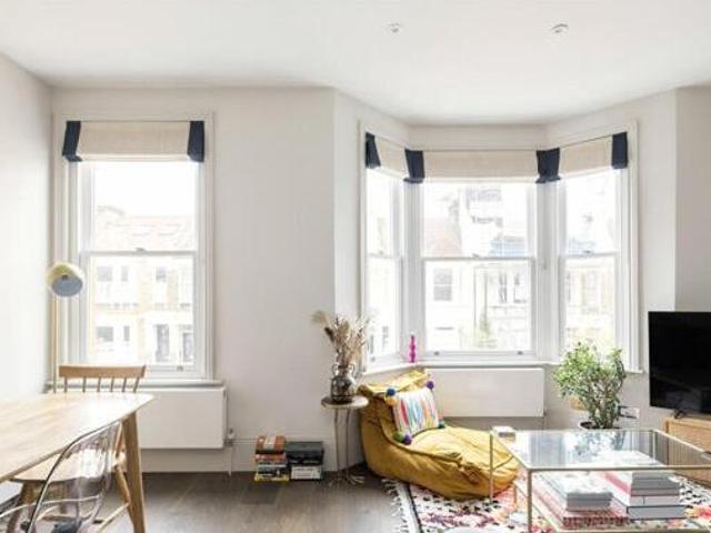 2 Bedroom Apartment For Sale In Kensal Green, London