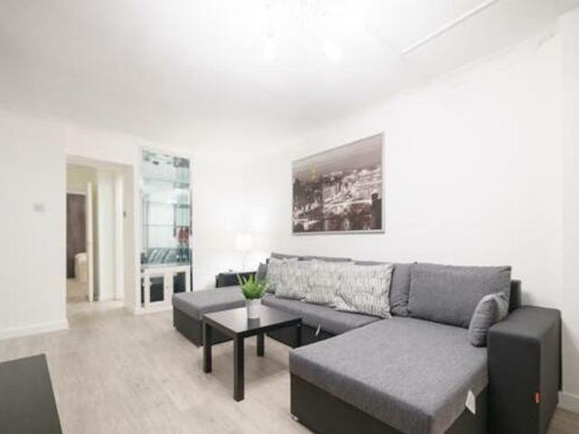 2 Bedroom Apartment For Sale In Kensington, London