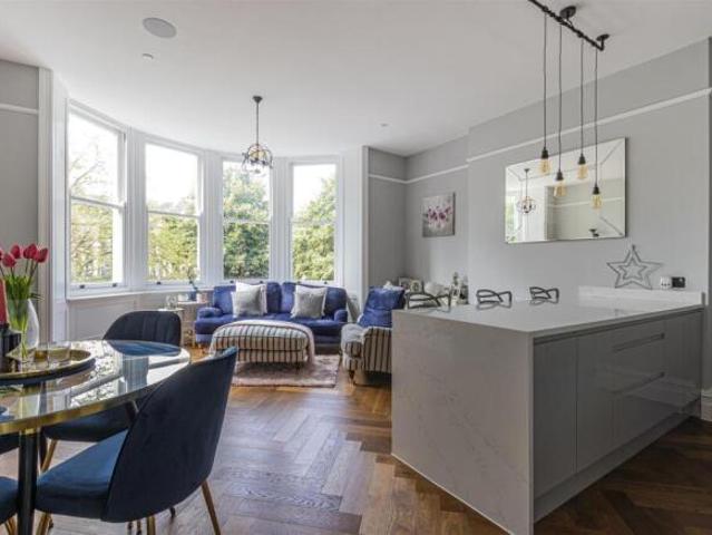 2 bedroom apartment for sale in Kestral Mews, Cathedral Road, Pontcanna, CF11