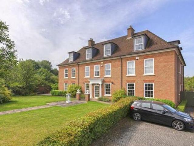 2 Bedroom Apartment For Sale In Kings Hill
