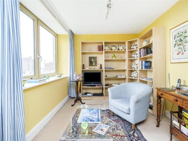 2 bedroom apartment for sale in Kings Road, London, SW3