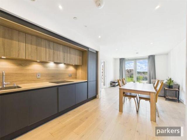 2 bedroom apartment for sale in Kings Road, Reading, Berkshire, RG1