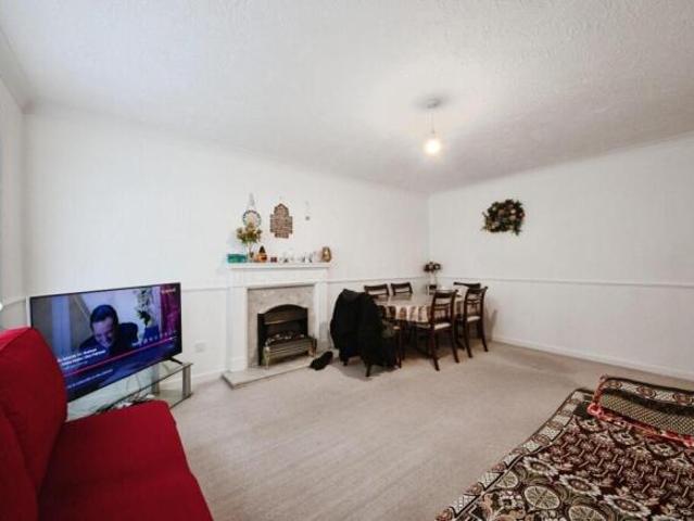 2 bedroom apartment for sale in Kingslea Road, Solihull, B91