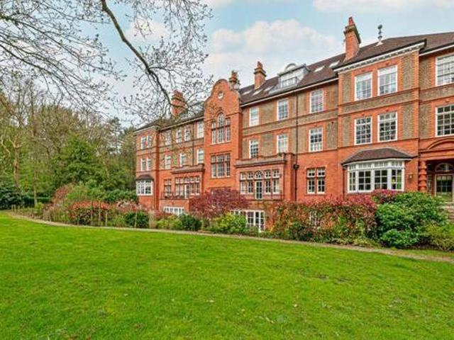 2 Bedroom Apartment For Sale In Kingswood