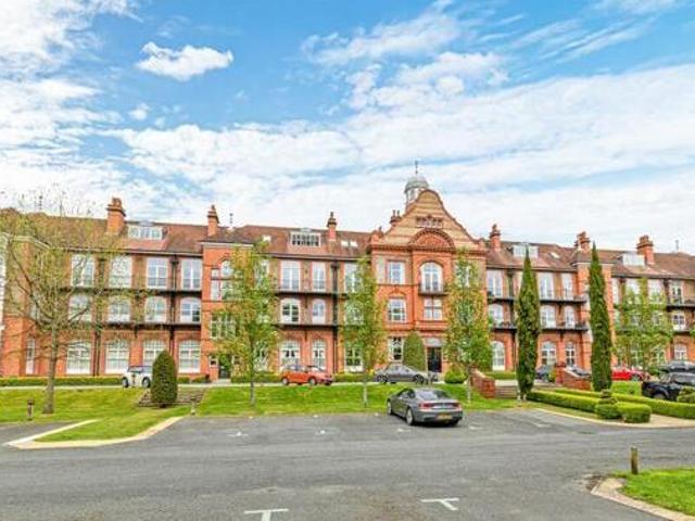 2 Bedroom Apartment For Sale In Kingswood
