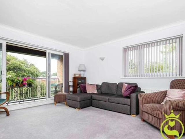 2 Bedroom Apartment For Sale In Kingswood