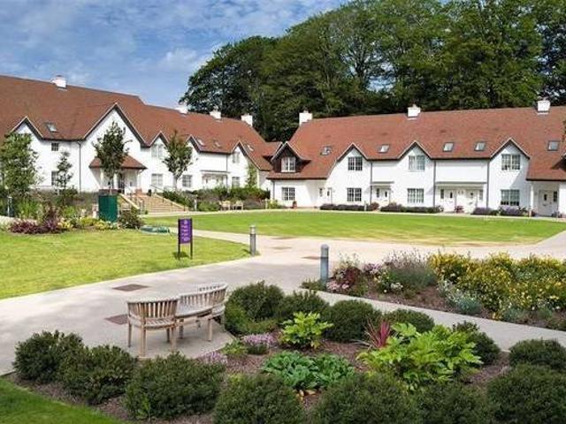 2 bedroom apartment for sale in Kintbury RG17