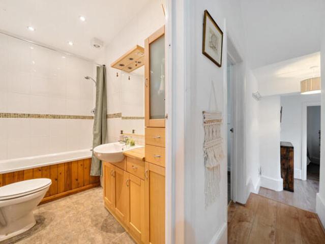 2 bedroom apartment for sale in Kinver Road, London, SE26