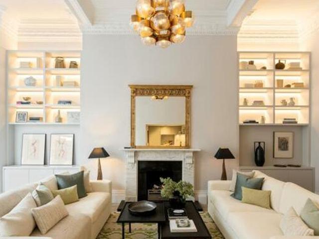 2 Bedroom Apartment For Sale In Knightsbridge, London