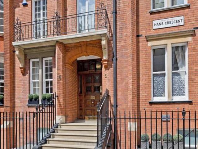 2 Bedroom Apartment For Sale In Knightsbridge, London