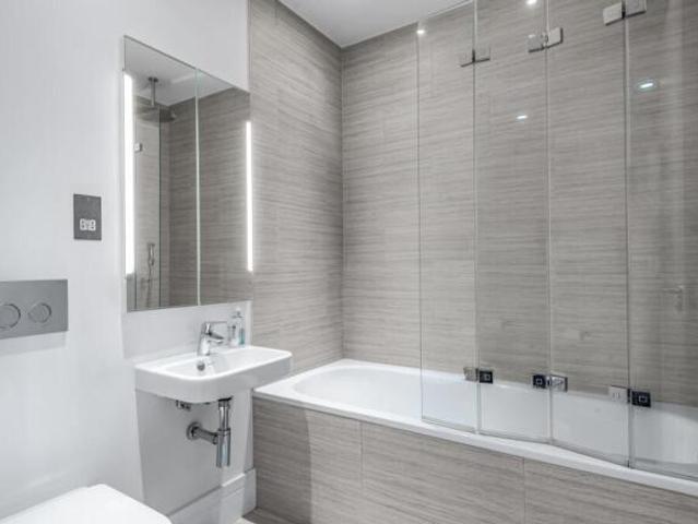 2 bedroom apartment for sale in Koops Mill Mews, Bermondsey, London, SE1