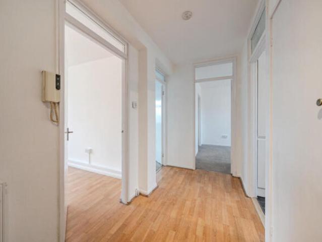 2 bedroom apartment for sale in Lynton Road, Lynton Estate, London, SE1