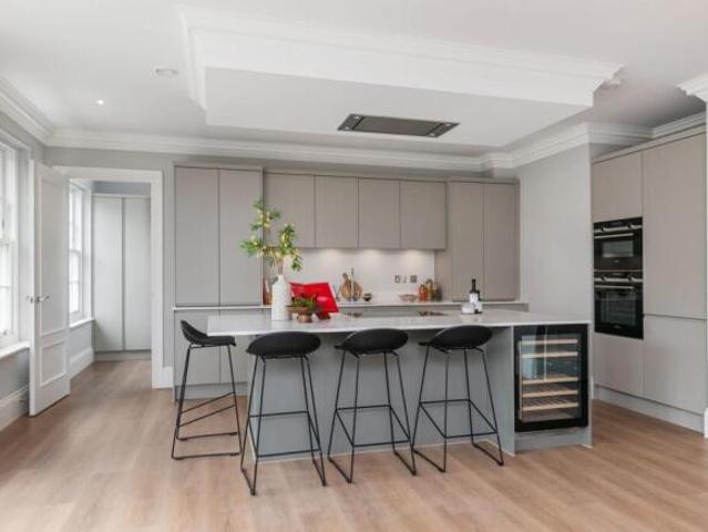 2 bedroom apartment for sale in Langham Place, Winchester, SO22