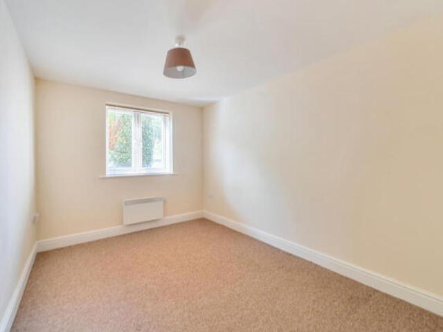 2 bedroom apartment for sale in Larch Close, Oxford, Oxfordshire, OX2