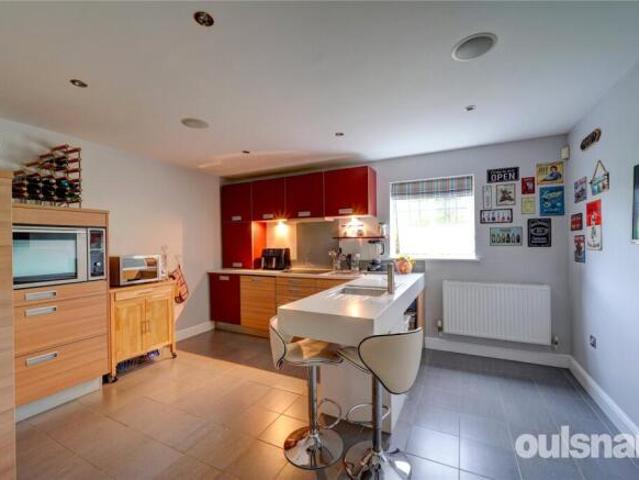 2 bedroom apartment for sale in Lea End Lane, Birmingham, Worcestershire, B38
