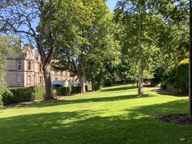 2 bedroom apartment for sale in Learmonth Gardens, Edinburgh, EH4