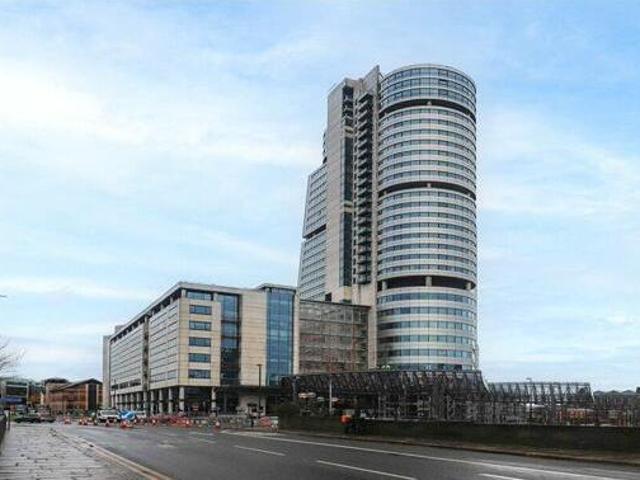 2 Bedroom Apartment For Sale In Leeds, West Yorkshire