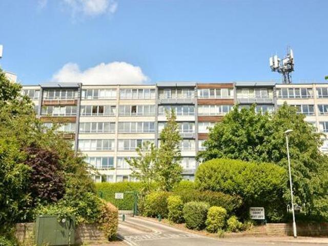 2 Bedroom Apartment For Sale In Leeds