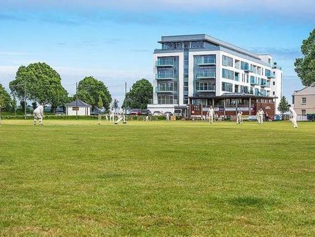 2 bedroom apartment for sale in Leeward House 147 Discovery Road PL1