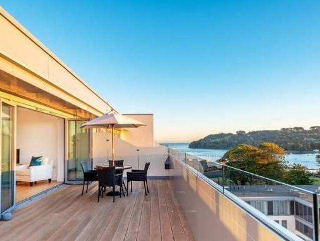 2 bedroom apartment for sale in Leeward House 167 Discovery Road PL1