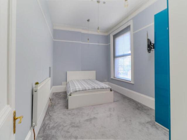2 bedroom apartment for sale in Lennox Road South Southsea, PO5
