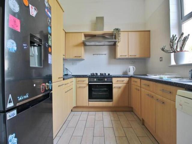2 bedroom apartment for sale in Lennox Road South, Southsea, PO5