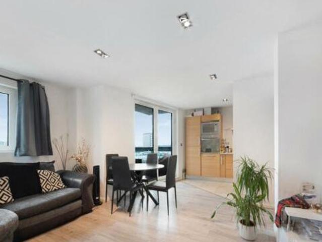 2 Bedroom Apartment For Sale In Limeharbour, London