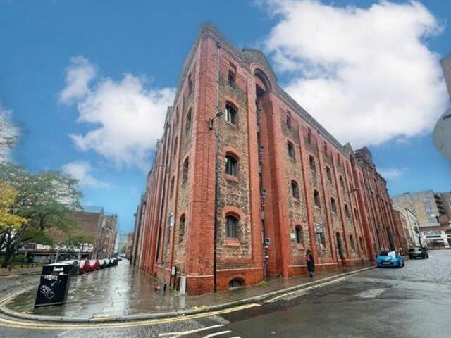 2 Bedroom Apartment For Sale In Liverpool