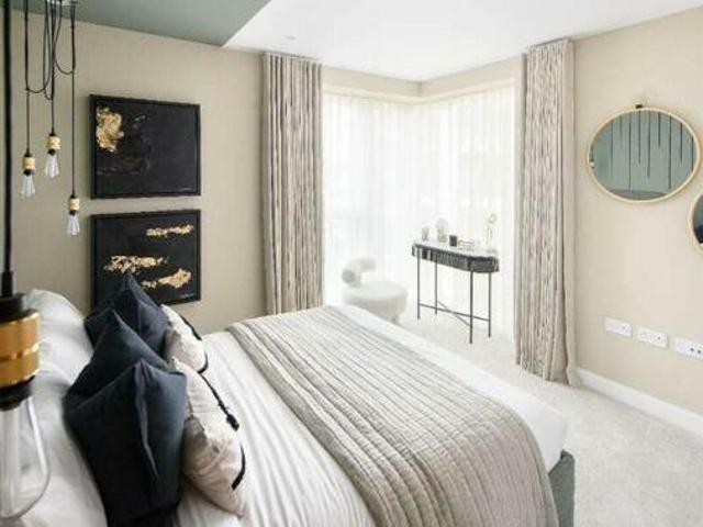 2 Bedroom Apartment For Sale In London