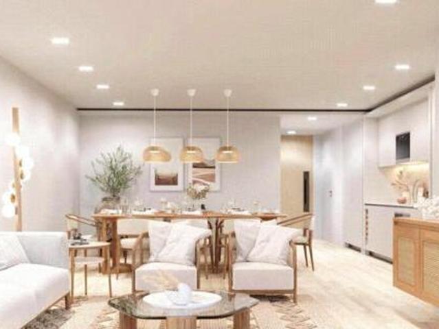 2 Bedroom Apartment For Sale In London