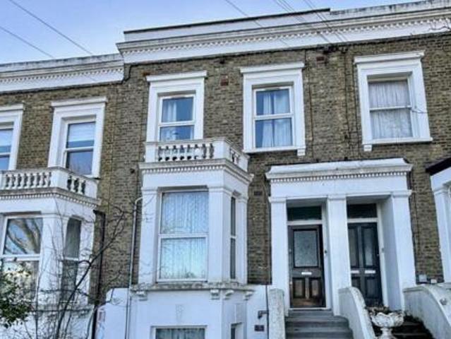 2 Bedroom Apartment For Sale In London
