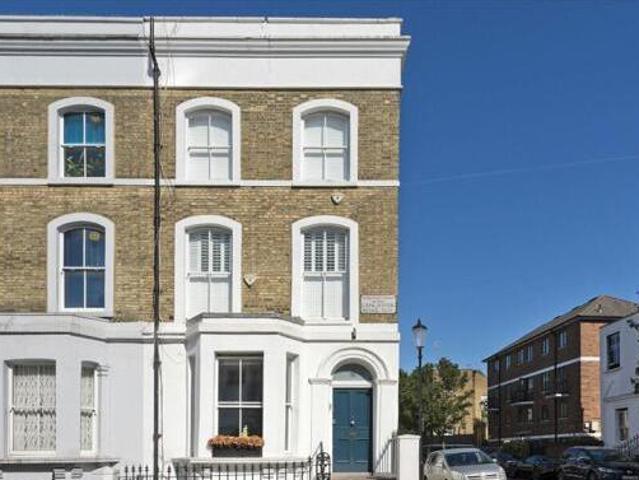2 Bedroom Apartment For Sale In London