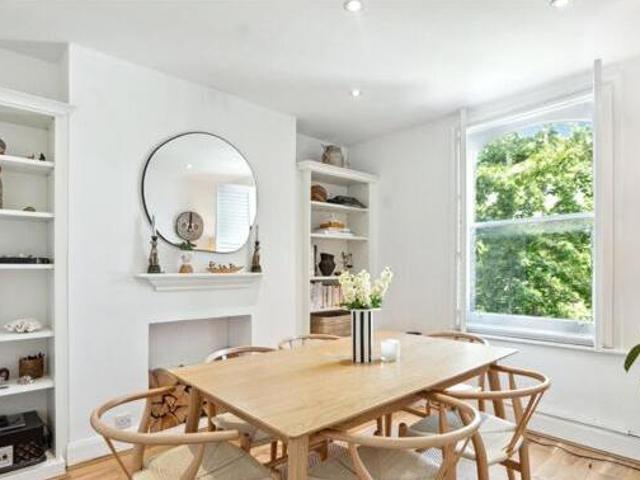 2 Bedroom Apartment For Sale In London