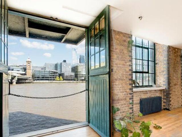 2 Bedroom Apartment For Sale In London