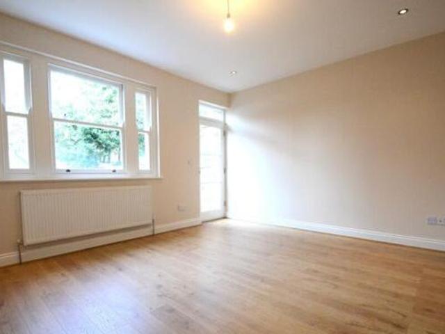 2 Bedroom Apartment For Sale In London