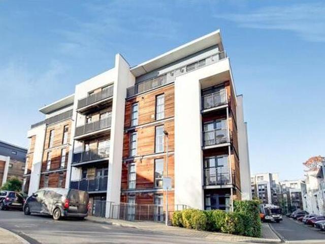 2 Bedroom Apartment For Sale In London