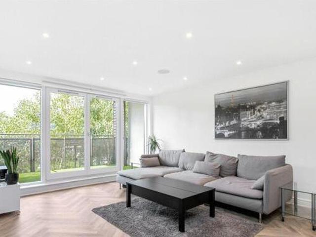 2 Bedroom Apartment For Sale In London