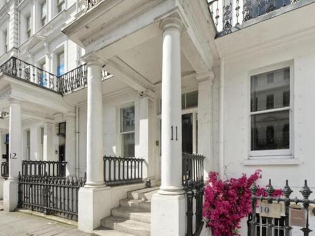 2 Bedroom Apartment For Sale In London