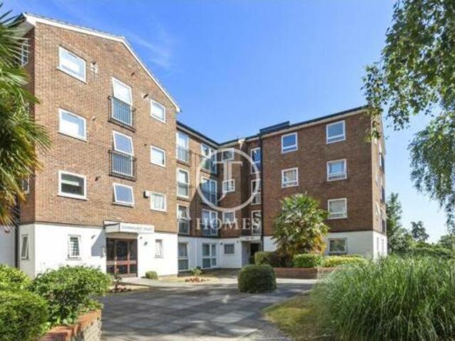 2 Bedroom Apartment For Sale In London
