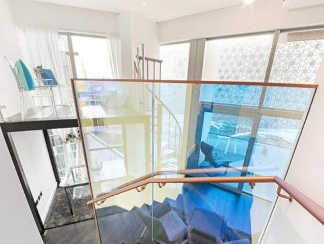 2 Bedroom Apartment For Sale In London