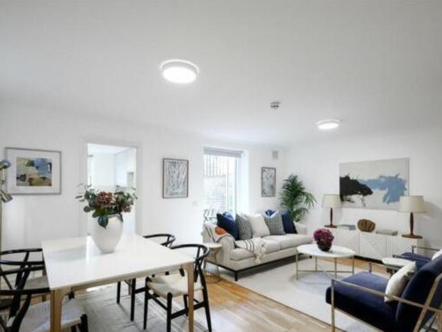2 Bedroom Apartment For Sale In London
