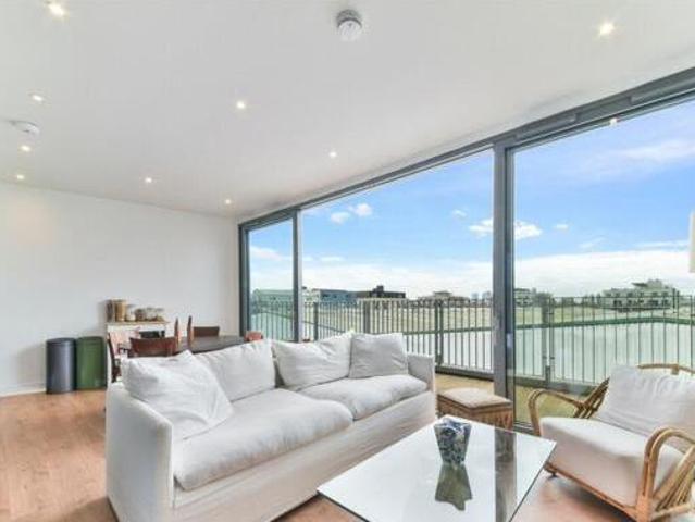 2 Bedroom Apartment For Sale In London