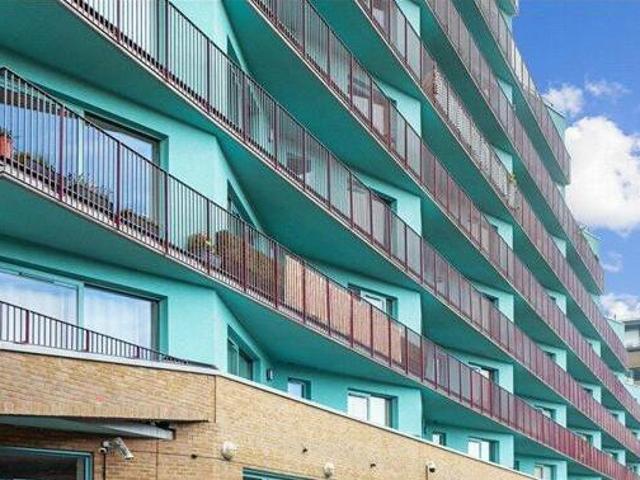 2 Bedroom Apartment For Sale In London