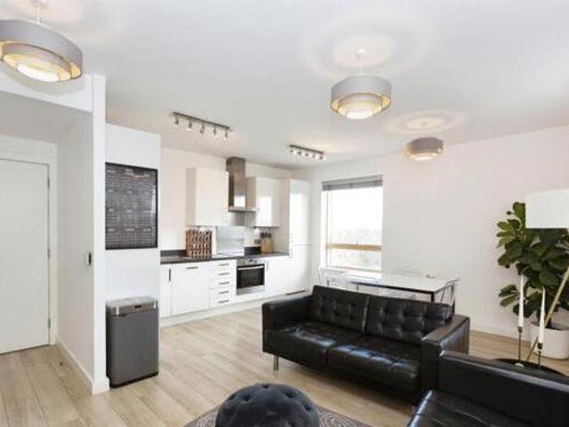 2 Bedroom Apartment For Sale In London