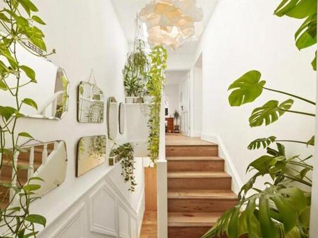 2 Bedroom Apartment For Sale In London