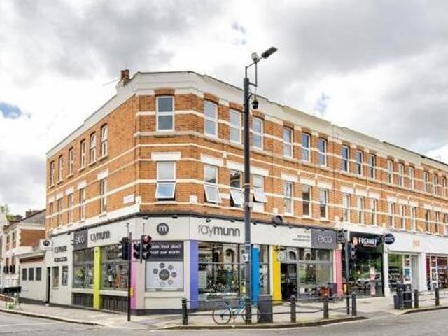 2 Bedroom Apartment For Sale In London