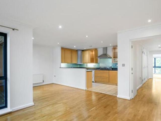 2 Bedroom Apartment For Sale In London