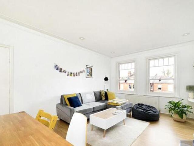 2 Bedroom Apartment For Sale In London